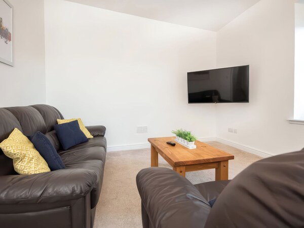 4 Lower Kessock Street - Inverness