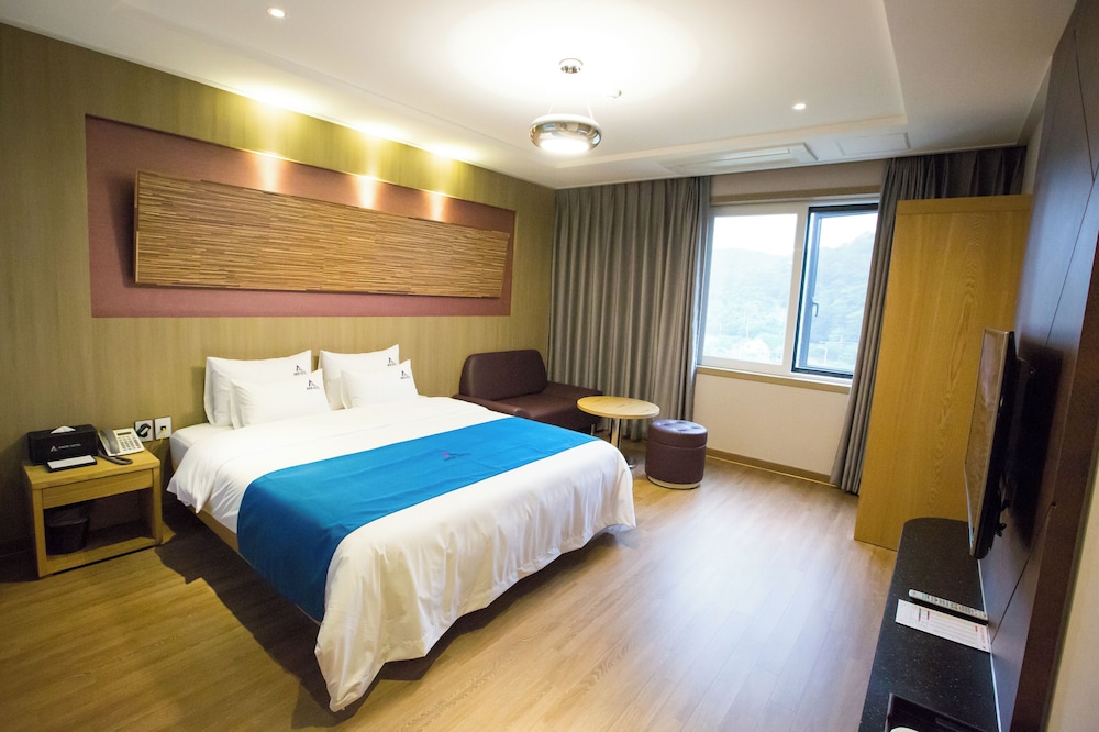 Amor Hotel - 웅천동