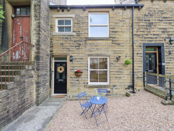 Hivewood Cottage - Haworth