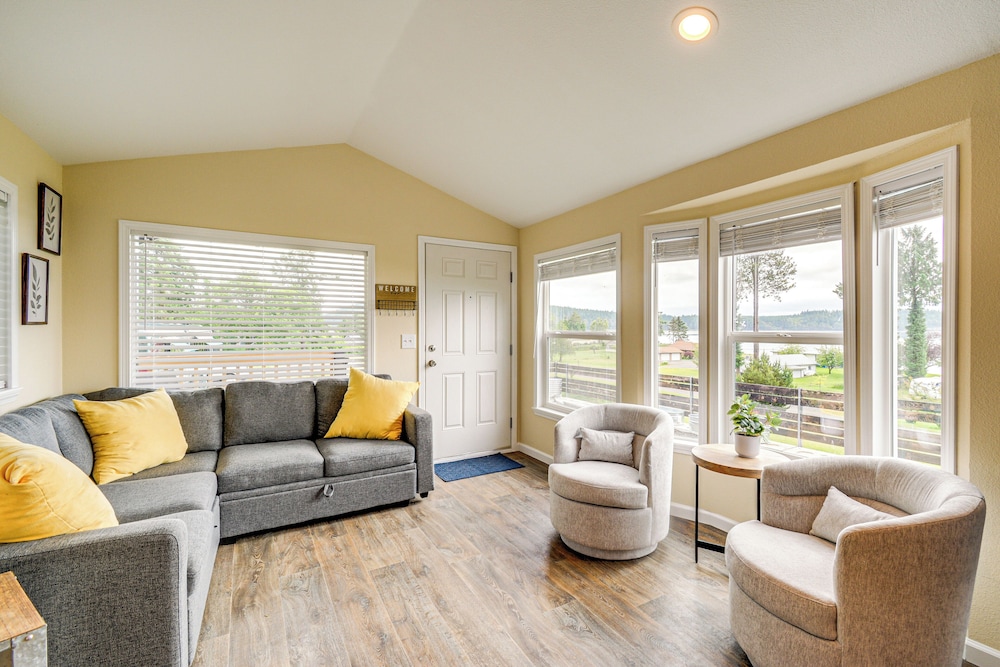 11 Mi To Port Townsend Ferry: Cottage W/ View! - Port Townsend, WA