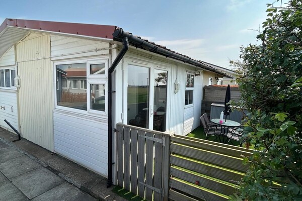 Seaside Chalet Escape In Bridlington - Yorkshire
