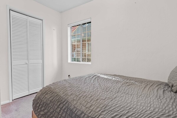 Moonridge Haus - Big Bear Lake, CA