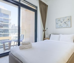 Estúdio Comfort, Vista para a cidade | Cofre no quarto, cortinas/cortinados opacos, ferro/tábua de engomar