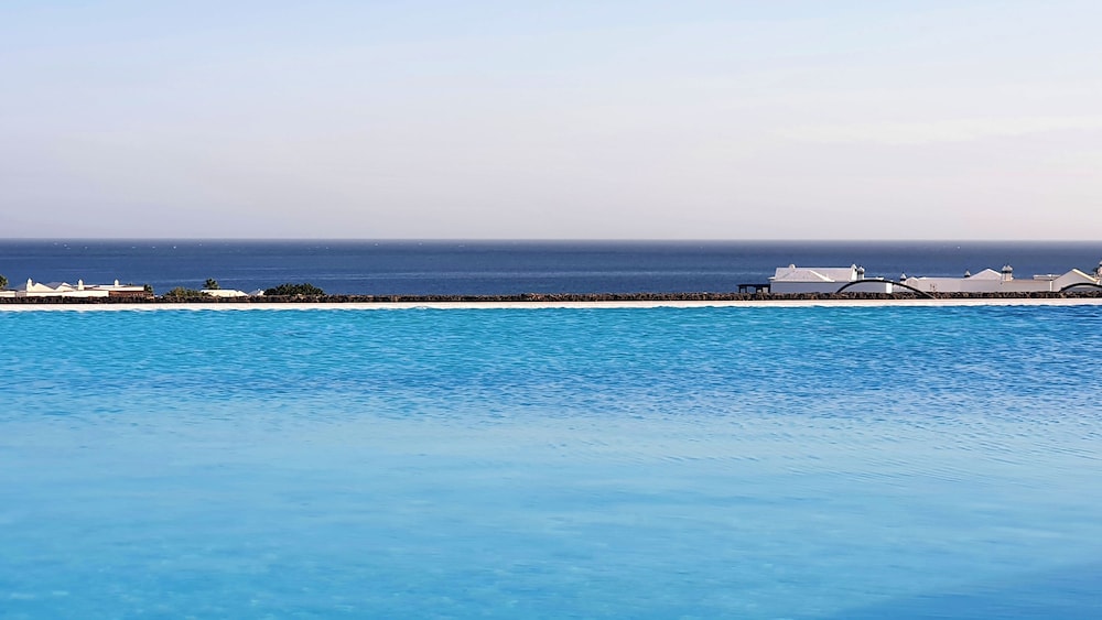 Serena Del Mar By Livvo - Playa Blanca