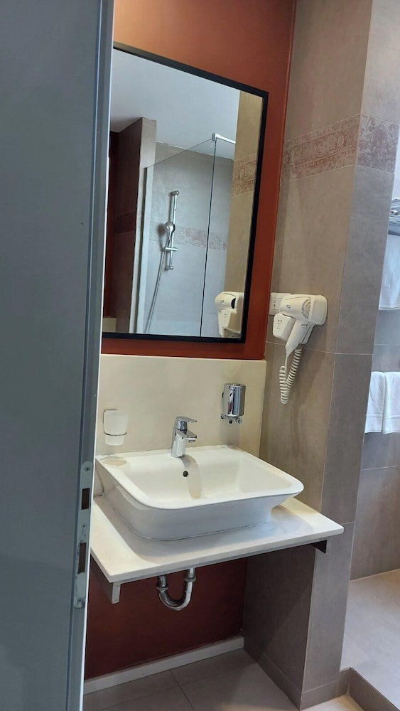 Hotel Russia - Escópia