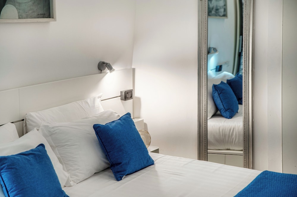 Joivy Al Duomo Guest House - Комо