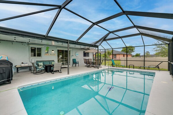 5 Mi To Shore: Gem W/ Pool & Yard In Cape Coral! - Fort Myers