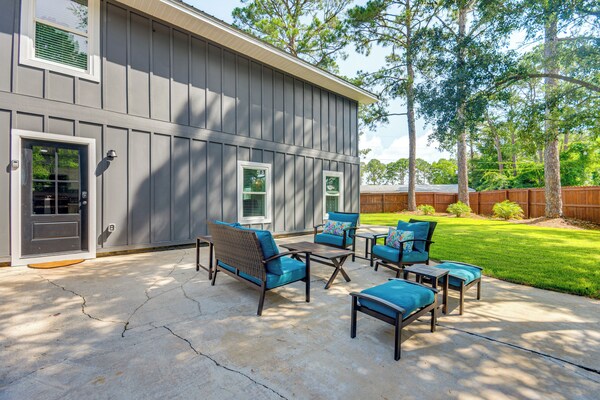 3 Mi To Navarre Beach: Home W/ Furnished Patio - Navarre, FL