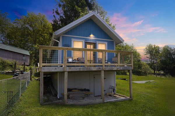 Mountain Koru Near Trails & Town 2 Bedroom Cabin - Davis, WV