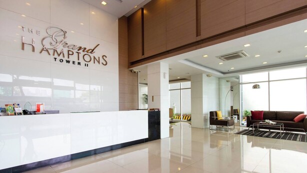 Apartamento, 2 quartos, acessível, pátio | Lobby