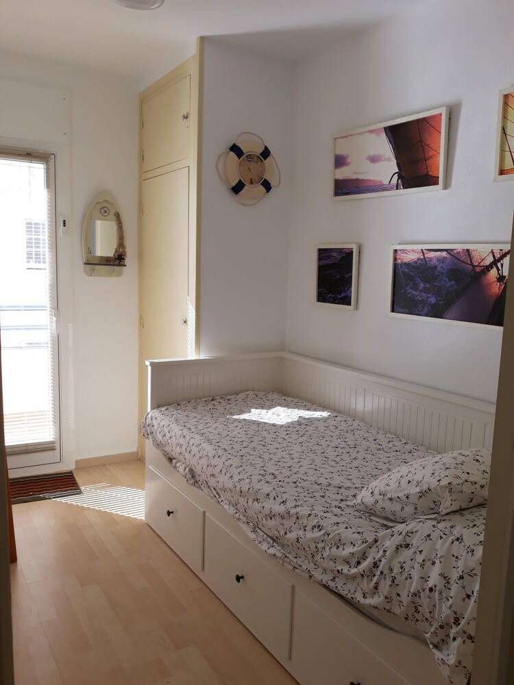 Nautic: Spectacular 1st Line Seafront Apartment - L'Ametlla de Mar | Vrbo