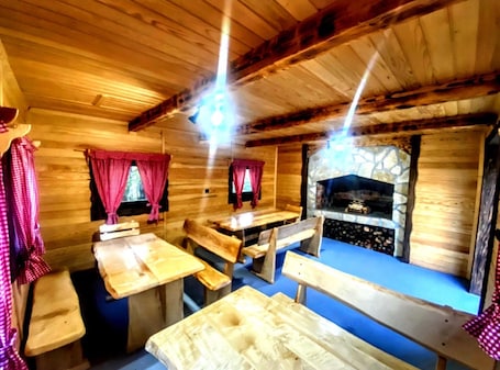 Casa (Holida Home Šegota) | Sala de jantar. Holiday Home Šegota