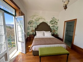 Quarto Duplo, varanda, Vista para a cidade | Wi-fi grátis 