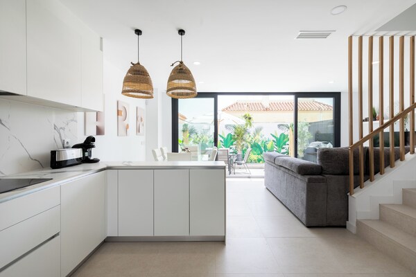 Luxury Townhouse With Pool & Ocean View - Torremolinos