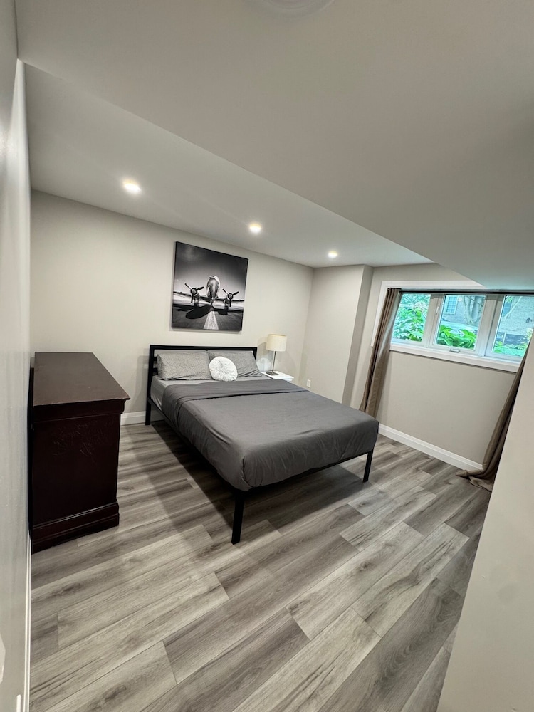 Cozy 2 bedroom guest suite in Lasalle - LaSalle | Vrbo