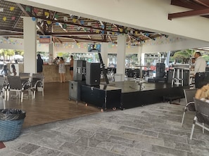 Apartamento Superior | Bar (no alojamento)