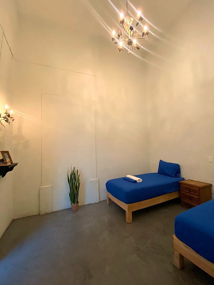 El Pinche Hostal - Guadalajara