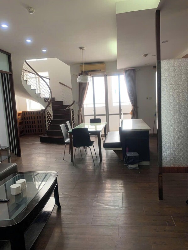 Apartamento Standard | Secretária, Wi-fi grátis