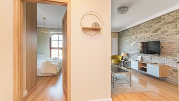 Apartamento conforto, sacada | Ferros/tábuas de passar roupa, Wi-Fi de cortesia