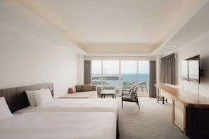 Quarto duplo standard, banheira de imersão, vista para o oceano (40SQM) | Cofres nos quartos, Wi-Fi de cortesia, roupa de cama