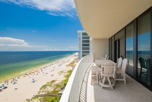 Condo, 3 quartos | Opções para refeição ao ar livre