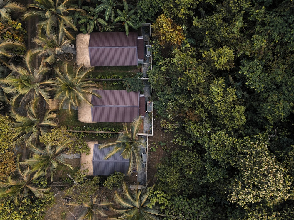 Inigtan Lio Villas - El Nido