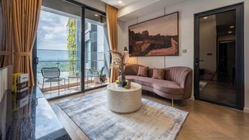 Apartamento premium, 2 quartos, para não fumantes, vista para a cidade | Wi-Fi de cortesia, roupa de cama