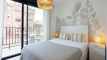 Quarto Duplo ou Twin Superior, não fumadores, casa de banho privativa | Secretária adequada para computadores portáteis, ferro/tábua de engomar