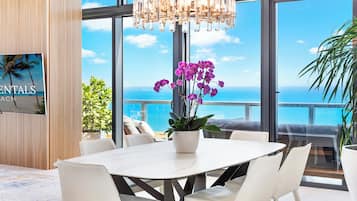 Quarto (W South Beach 2006/UPH-6) | 2 quartos, quartos insonorizados, Wi-fi grátis, roupa de cama fornecida