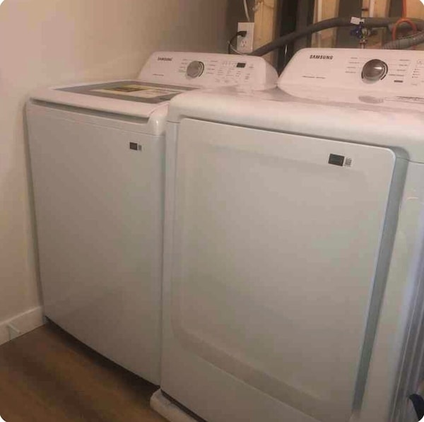 Unique Favor 2 Bedroom Basement (Prairie Pointe) - Winnipeg