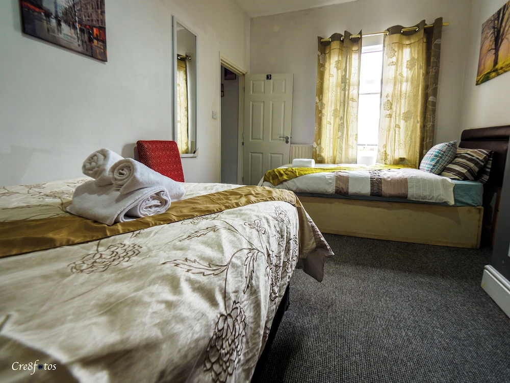 Bucknall Lodge Family Room 3 Hanley - Stoke-on-Trent