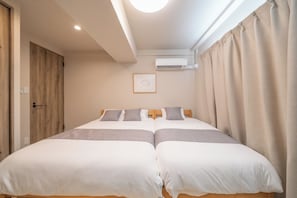 Apartamento, 2 quartos (503) | Cortinas blackout, ferros/tábuas de passar roupa, Wi-Fi de cortesia