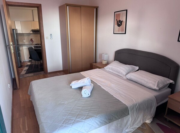Apartment Centar - Ploče