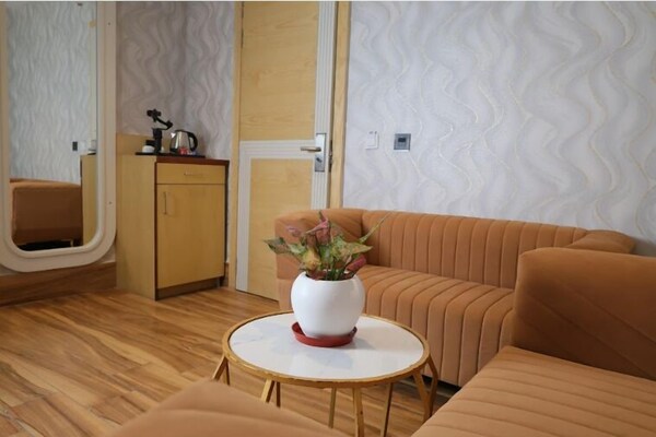 Prakash Continental - Bareilly