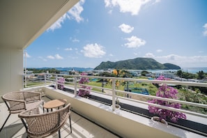 Quarto duplo, sacada (Sea View) | Vista da sacada