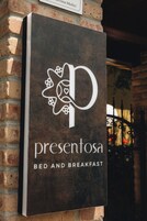 Fachada da propriedade