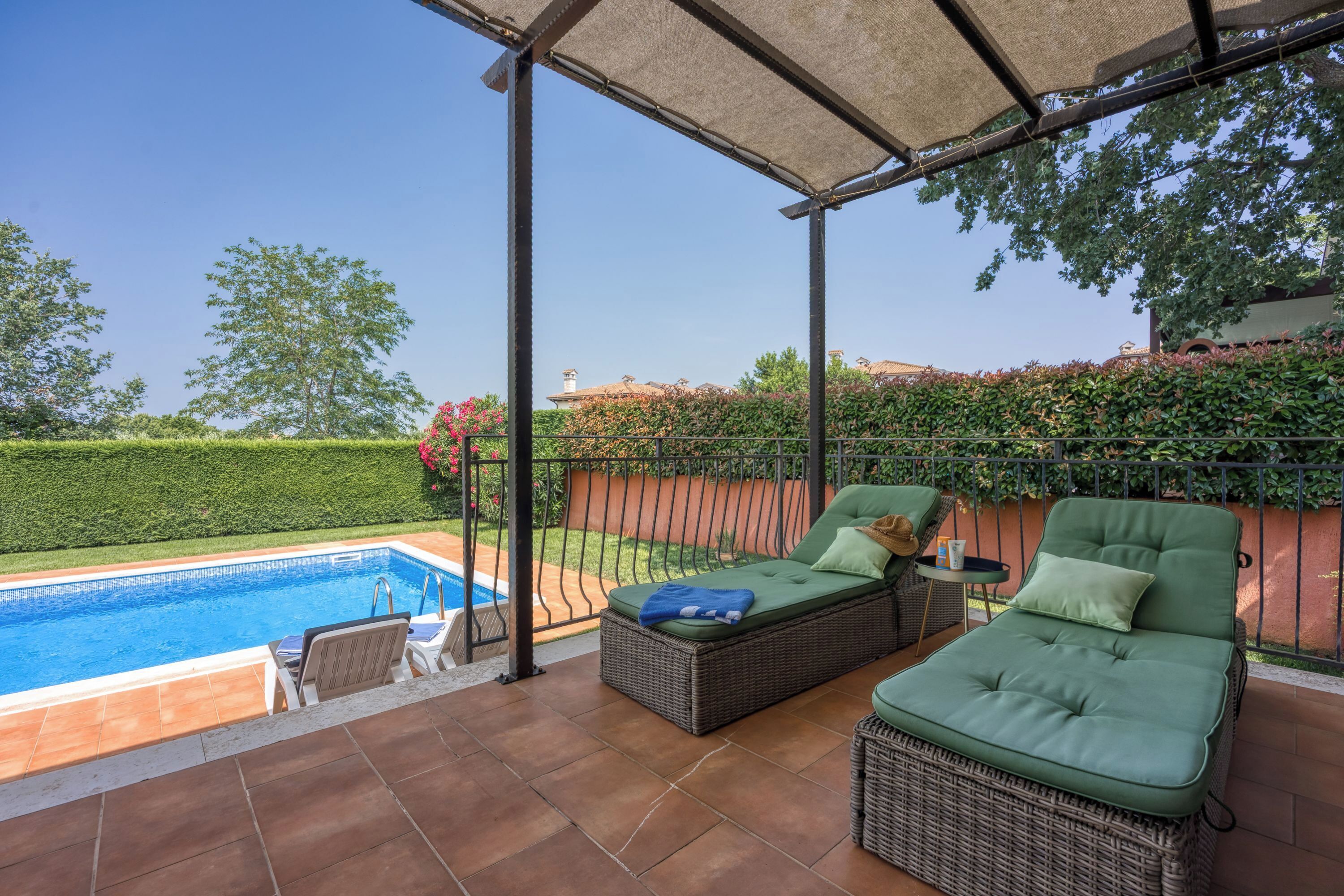 Villa Standard, vários quartos (Villa Kristina with Pool) | Piscina | Piscina exterior sazonal 