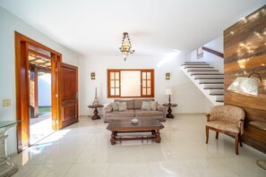 Villa Básica | Sala