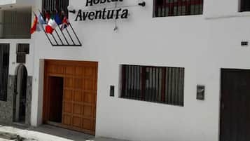 Fachada da propriedade