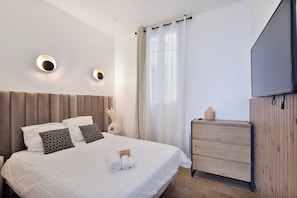 Apartamento | 1 quarto, espaço de trabalho para notebook
