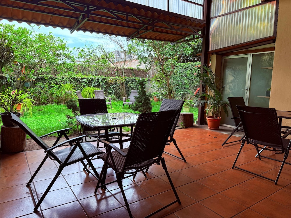 El Tejar Hostal - Guatemala City