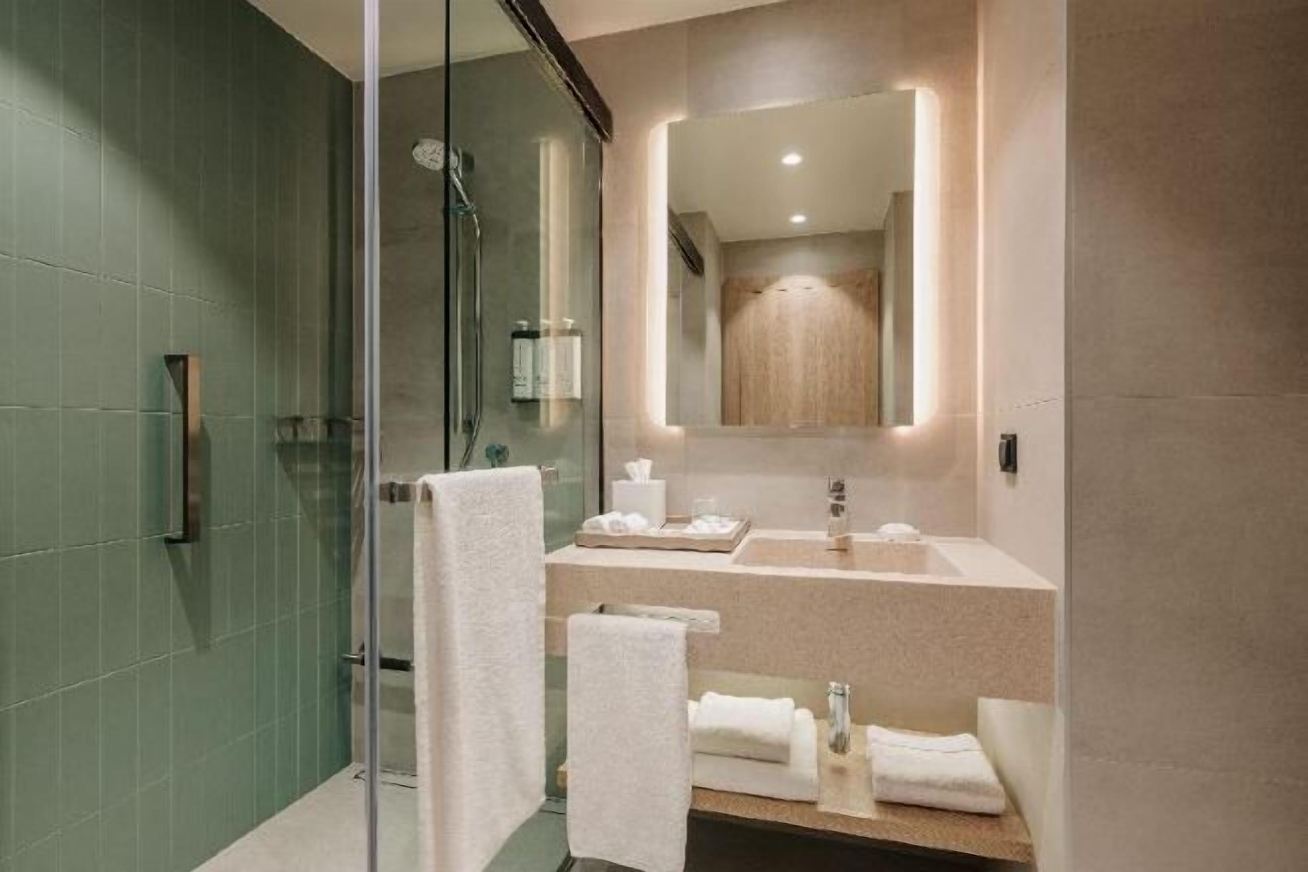 Casa de banho | Artigos de higiene ecológicos, um secador de cabelo 