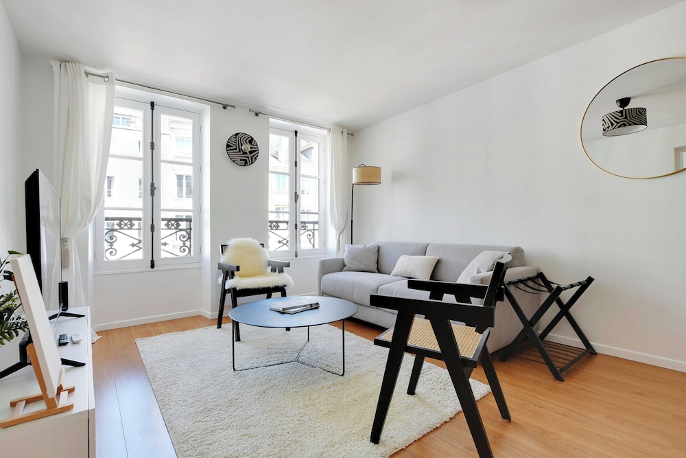 Elegant Apt - 1bdr/4p - Marais / Place Des Vosges - Paris