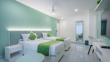 Quarto Twin Superior | Secretária, secretária adequada para computadores portáteis