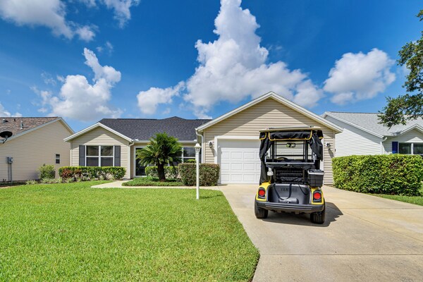Single-story Home W/ Golf Cart In The Villages - Wildwood, FL