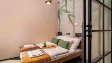 Apartamento Standard | Roupa de alta qualidade, camas de colchão viscoelástico