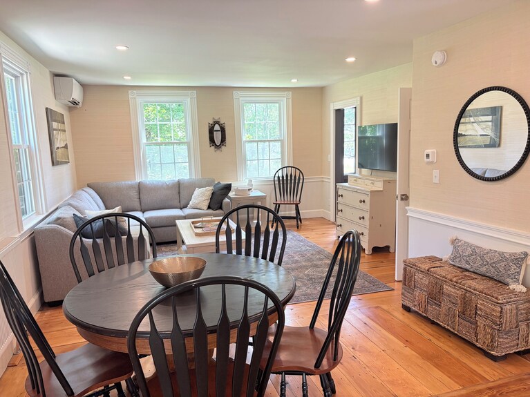 Quintessential Maine- Spacious Home, Close To Town, Vacationland All Around You - Freeport, ME