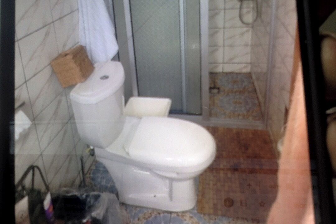 Cameroon Chic 3-bedroom Apartment In Charming Douala With Wifi, Ac. Come Visit - Douala