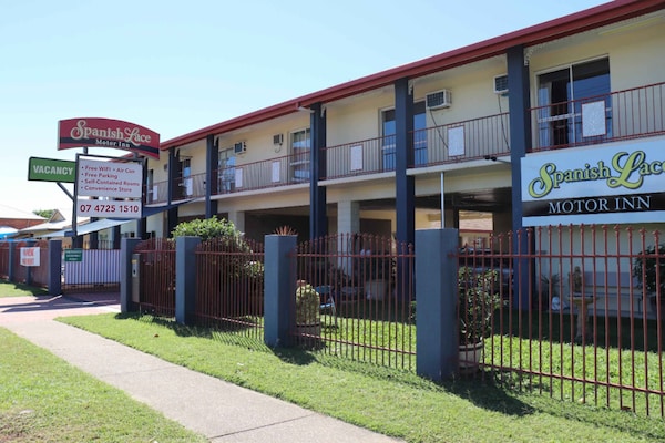 Spanish Lace Motor Inn - Townsville