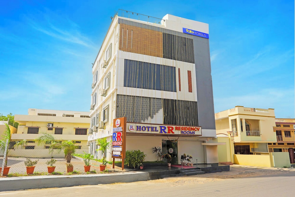 Fabhotel Rr Residency I - Khammam